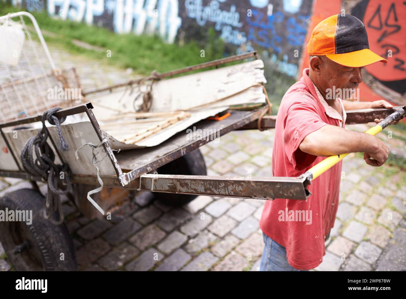 Pollution messy graffiti hi-res stock photography and images - Alamy