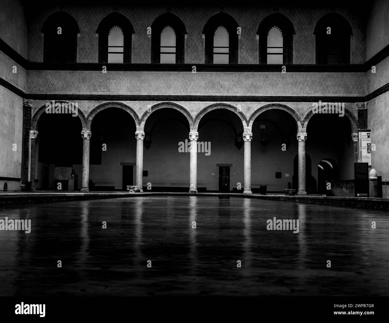 Grand room interior Black and White Stock Photos & Images - Alamy