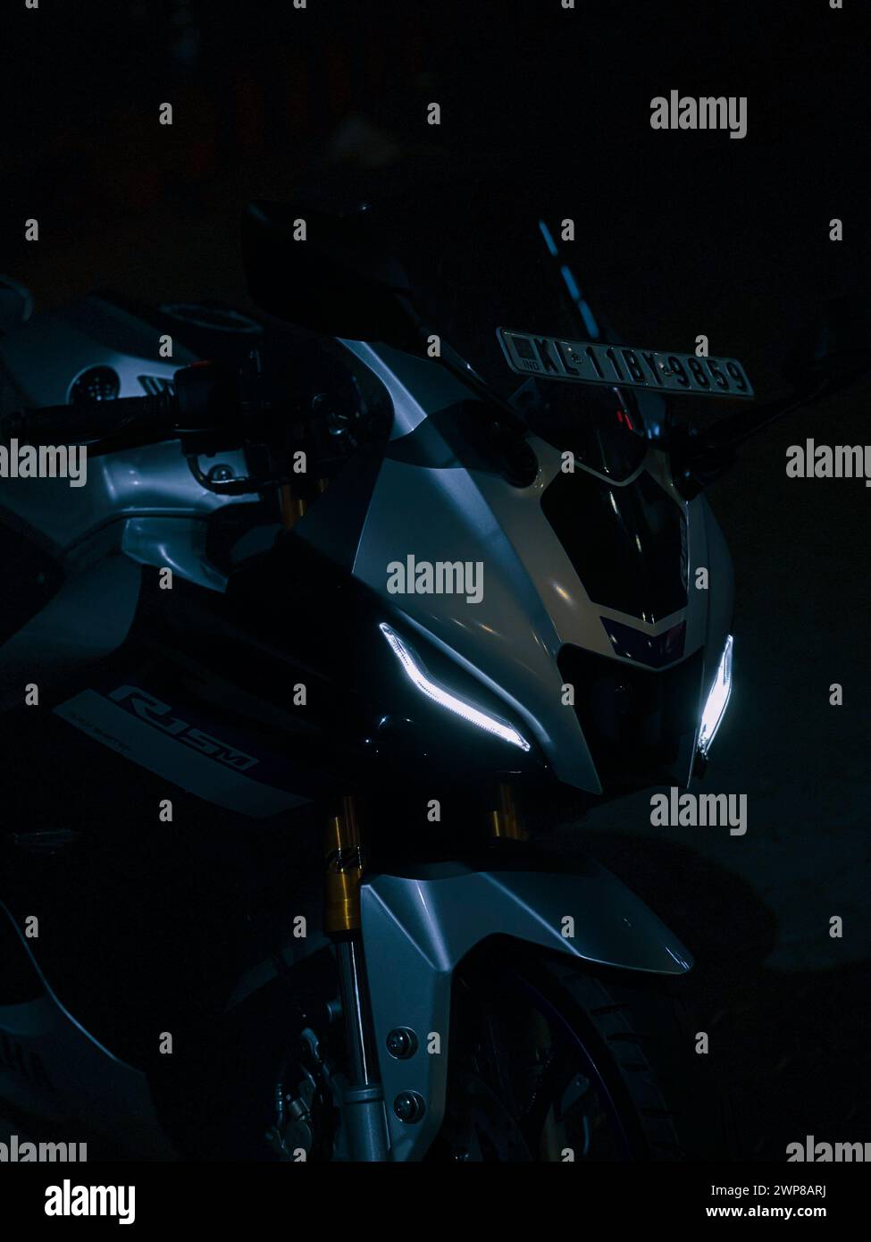 Motorcycle front head lights hi-res stock photography and images - Alamy