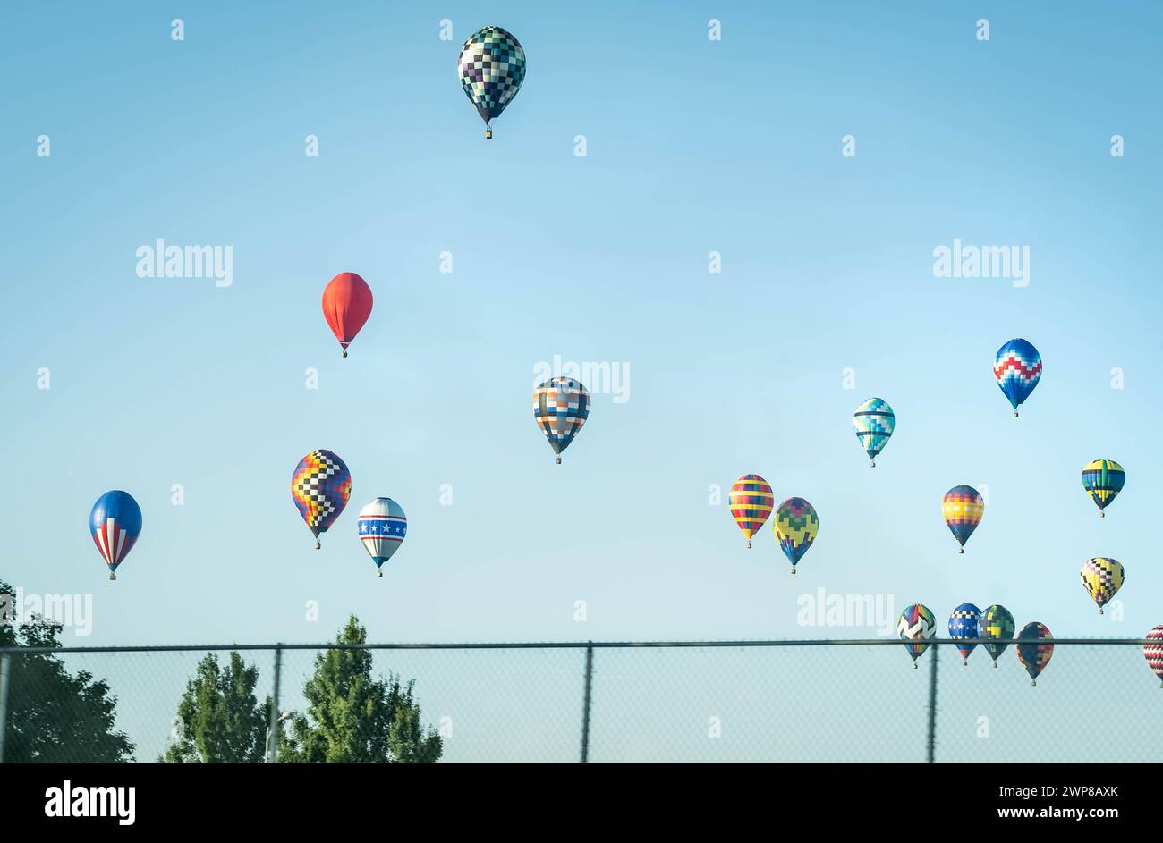 Aerial balloons soar above hi-res stock photography and images - Alamy