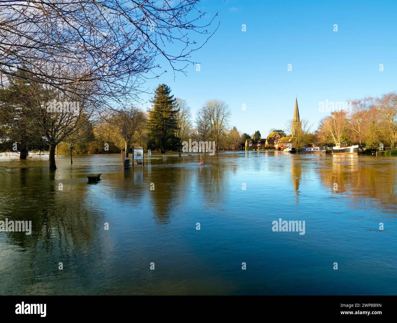 A fine view of the Thames at Abingdon on a glowing winter morning. We ...