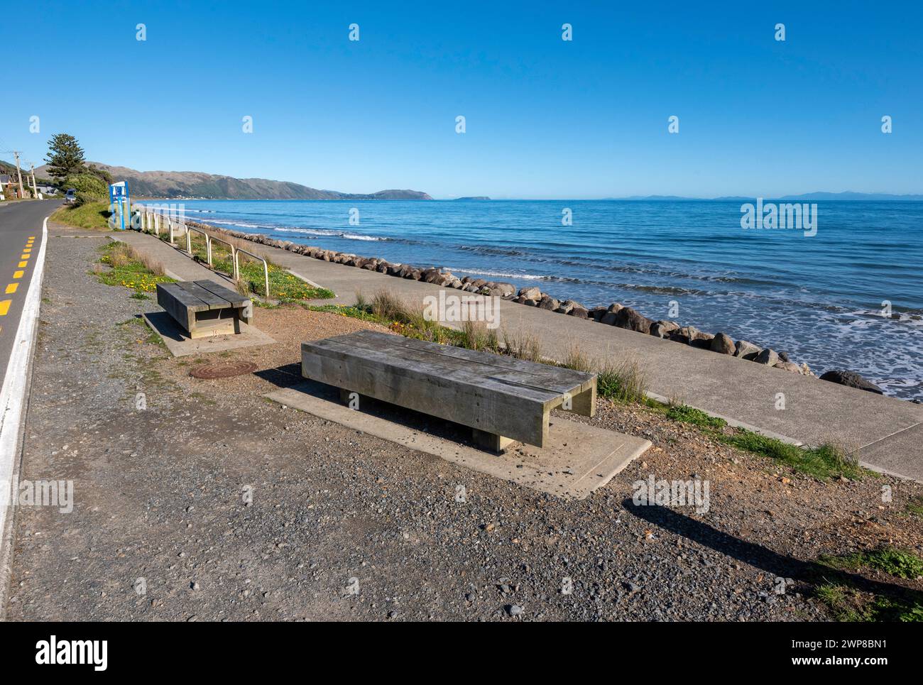 Raumati Beach on the Kapiti Coast of New Zealand on a fine winters day ...
