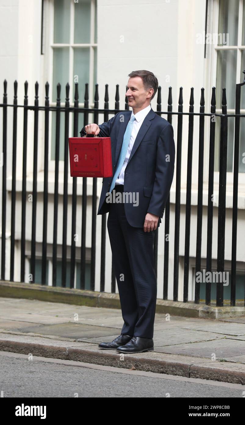 Jeremy hunt no 11 hi-res stock photography and images - Alamy