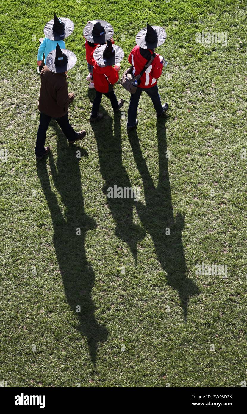 30/10/12 ****FREE PHOTO FOR EDITORIAL USE*** Warwick Castle breaks the ...