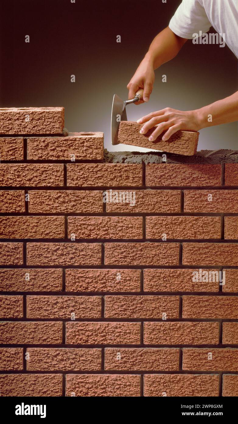 Skilled bricklayer hi-res stock photography and images - Alamy