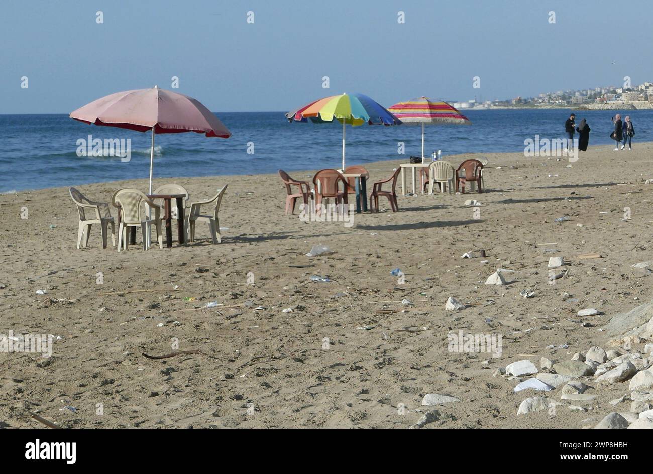 Saida lebanon crusaders sea castle seaside palestinian flag hama hi-res ...