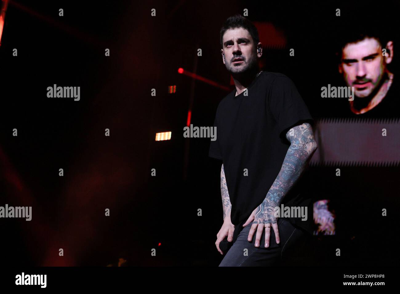 Melendi discografia completa hi-res stock photography and images - Alamy