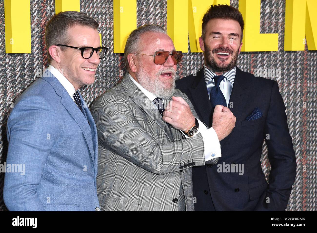 Max Beesley, Ray Winstone und David Beckham bei der Premiere der Netflix-Serie The Gentlemen im ...