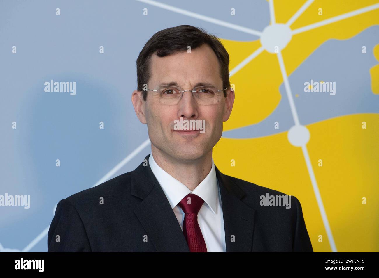 Dr. Tobias MEYER, Dr. Tobias Meyer, CEO, Vorstandsvorsitzender, Bilanzpressekonferenz der ...