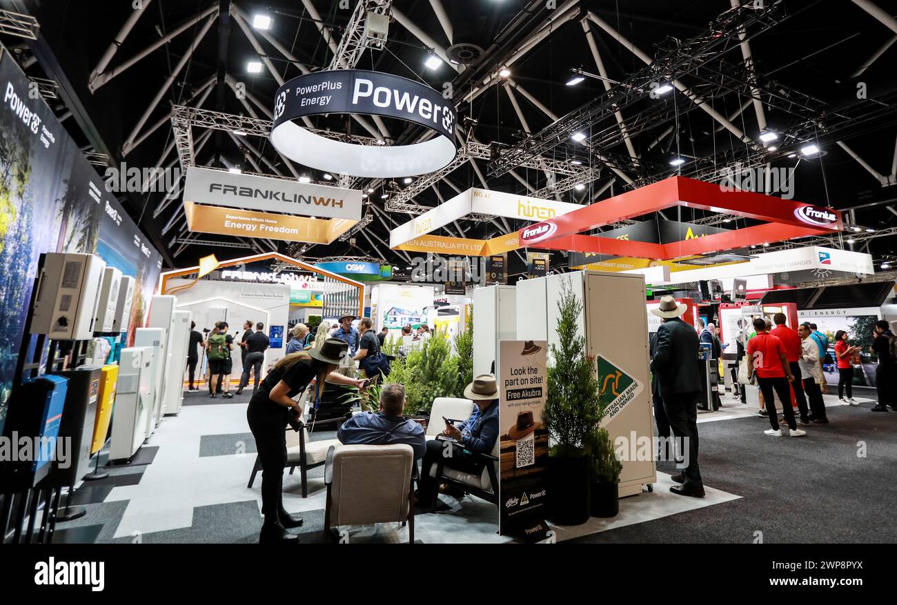 Solar and storage live australia 2024 hi-res stock photography and ...