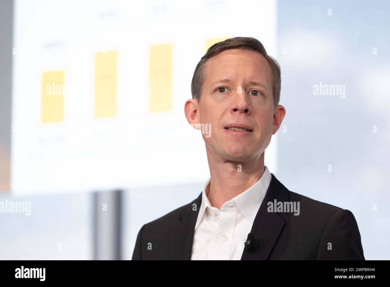 Thomas OGILVIE, Vorstandsmitglied, Bilanzpressekonferenz der Deutsche ...