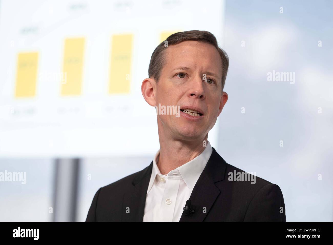 Thomas OGILVIE, Vorstandsmitglied, Bilanzpressekonferenz der Deutsche ...