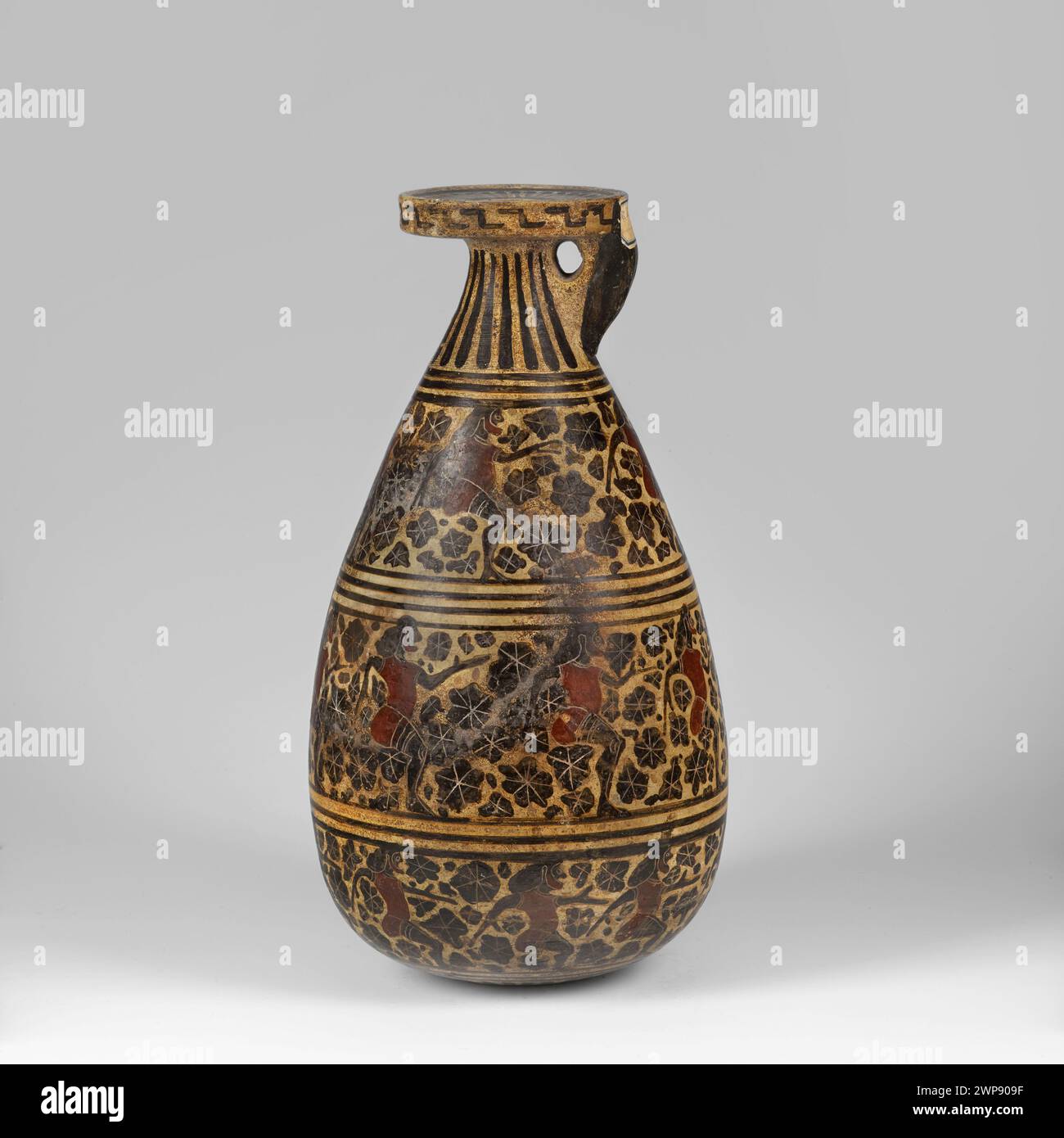 Circa 600 BC orientalized alabastron by Altenburg painter from Wellcome ...