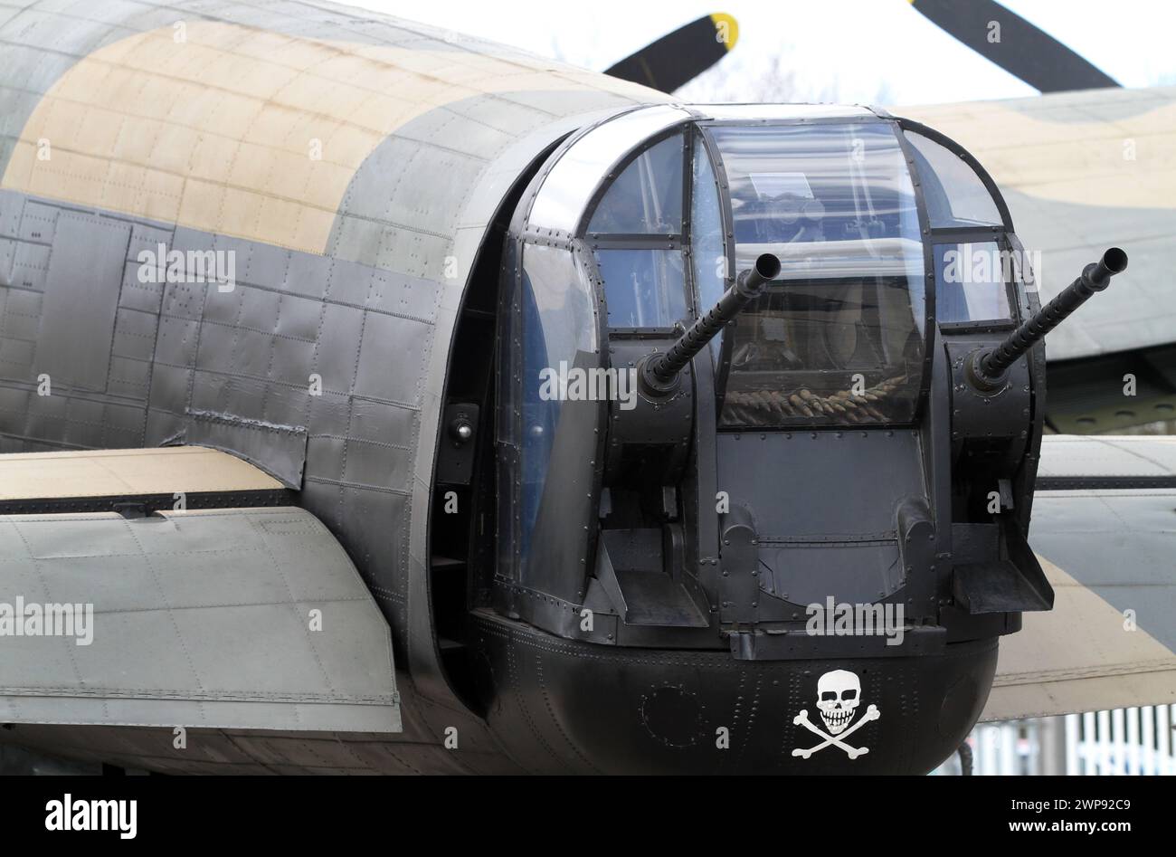 Lancaster bomber turret hi-res stock photography and images - Alamy