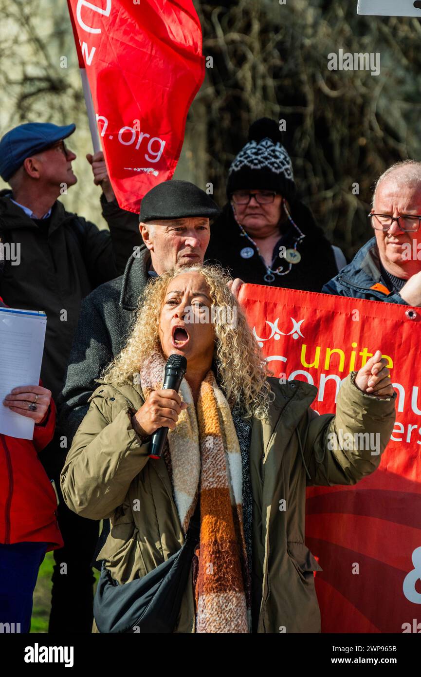 Kim johnson hi-res stock photography and images - Alamy