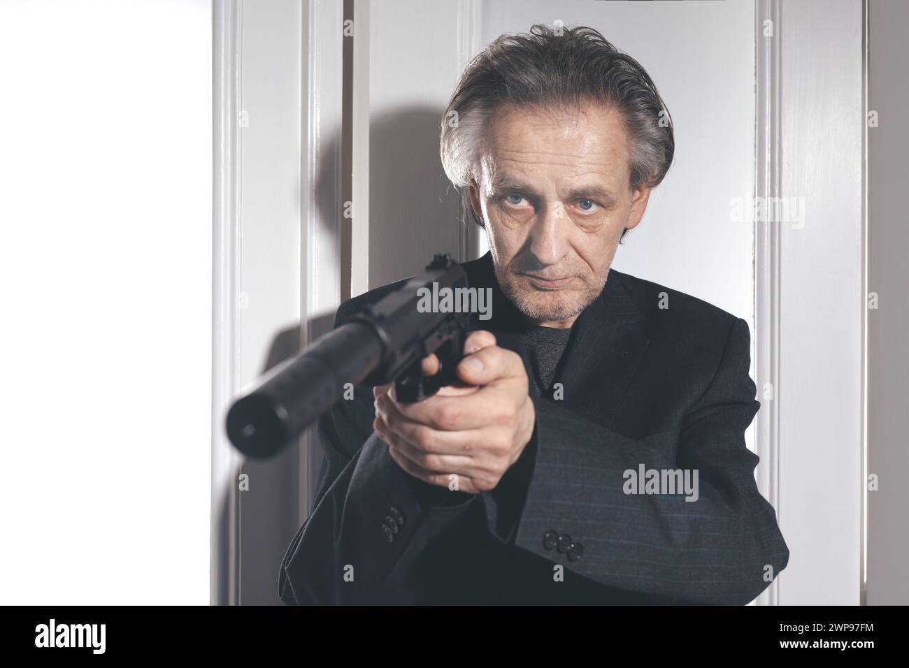 Gang shooting arrest hi-res stock photography and images - Alamy
