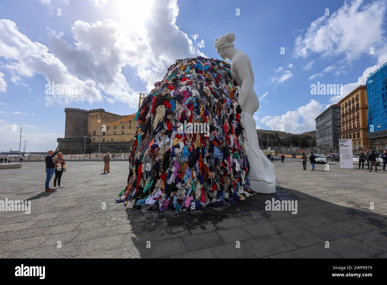 Napoli, Italy, 6 March 2024. A view of the new giant reproduction of ...