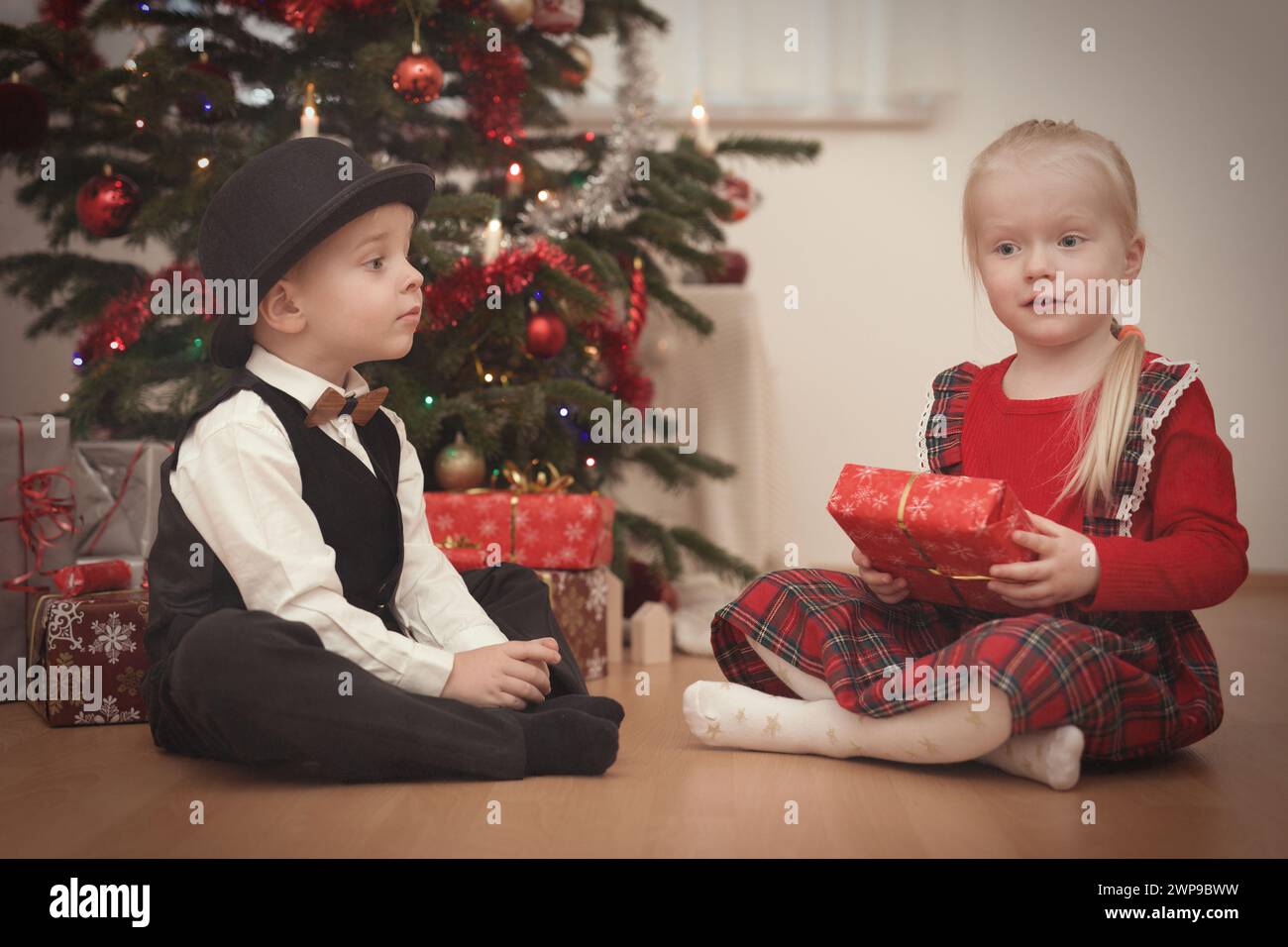 Unpacking of a christmas tree hi-res stock photography and images - Alamy