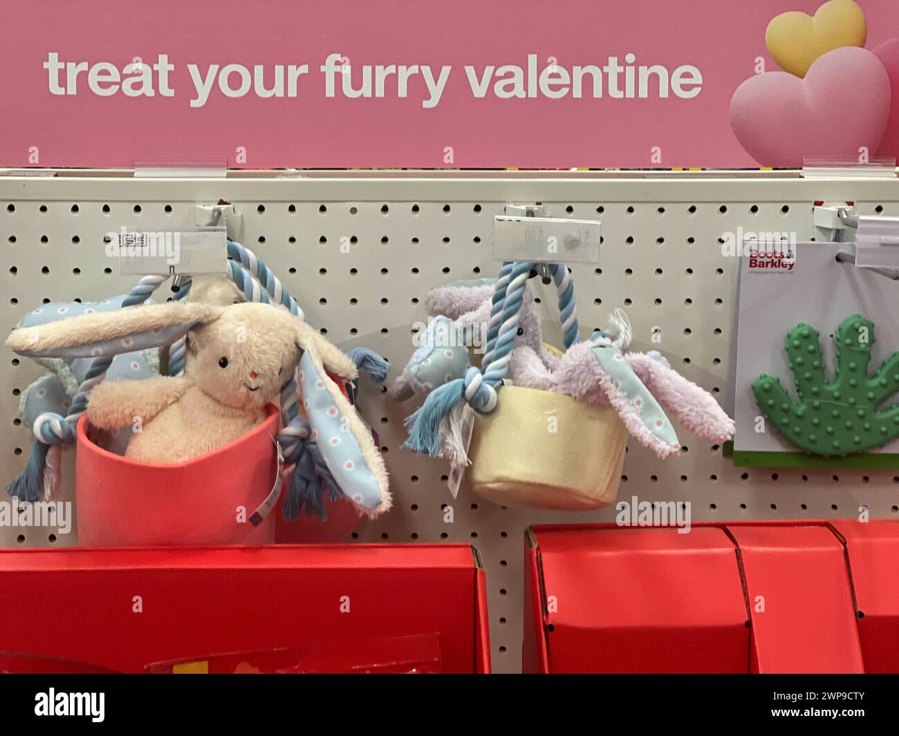 Baltimore, USA. 04th Mar, 2024. Retail Store Target and Giant Grocery ...