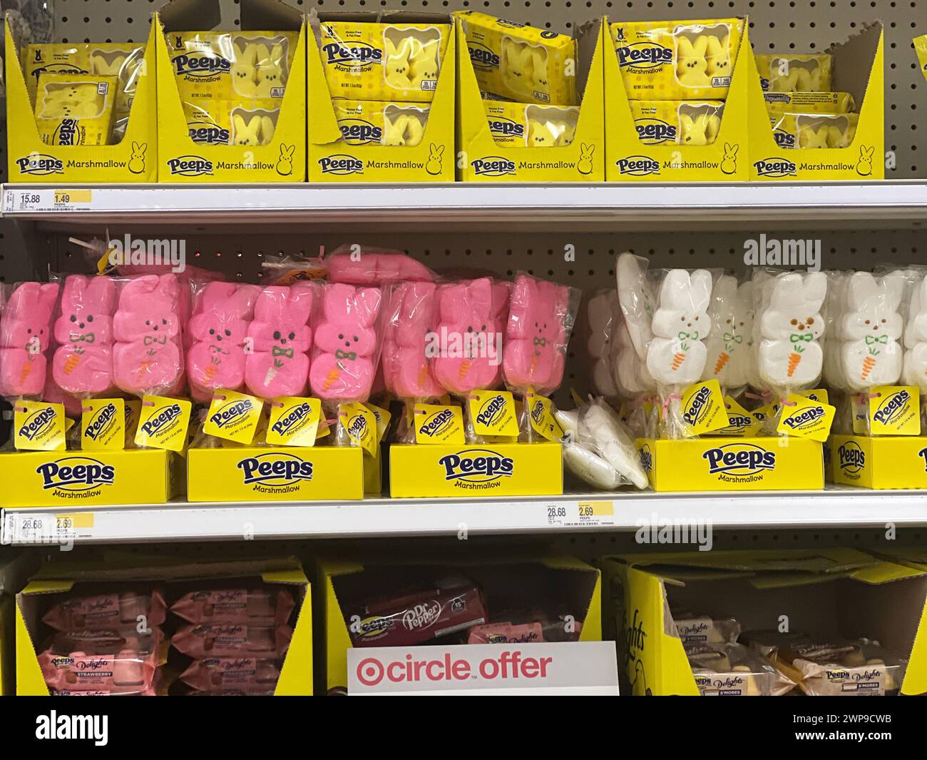 Hersheys milk chocolate giant hi-res stock photography and images - Alamy