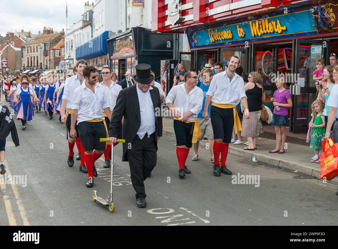 Morris and traditional dancers at the Whitby Folk Week Stock Photo - Alamy