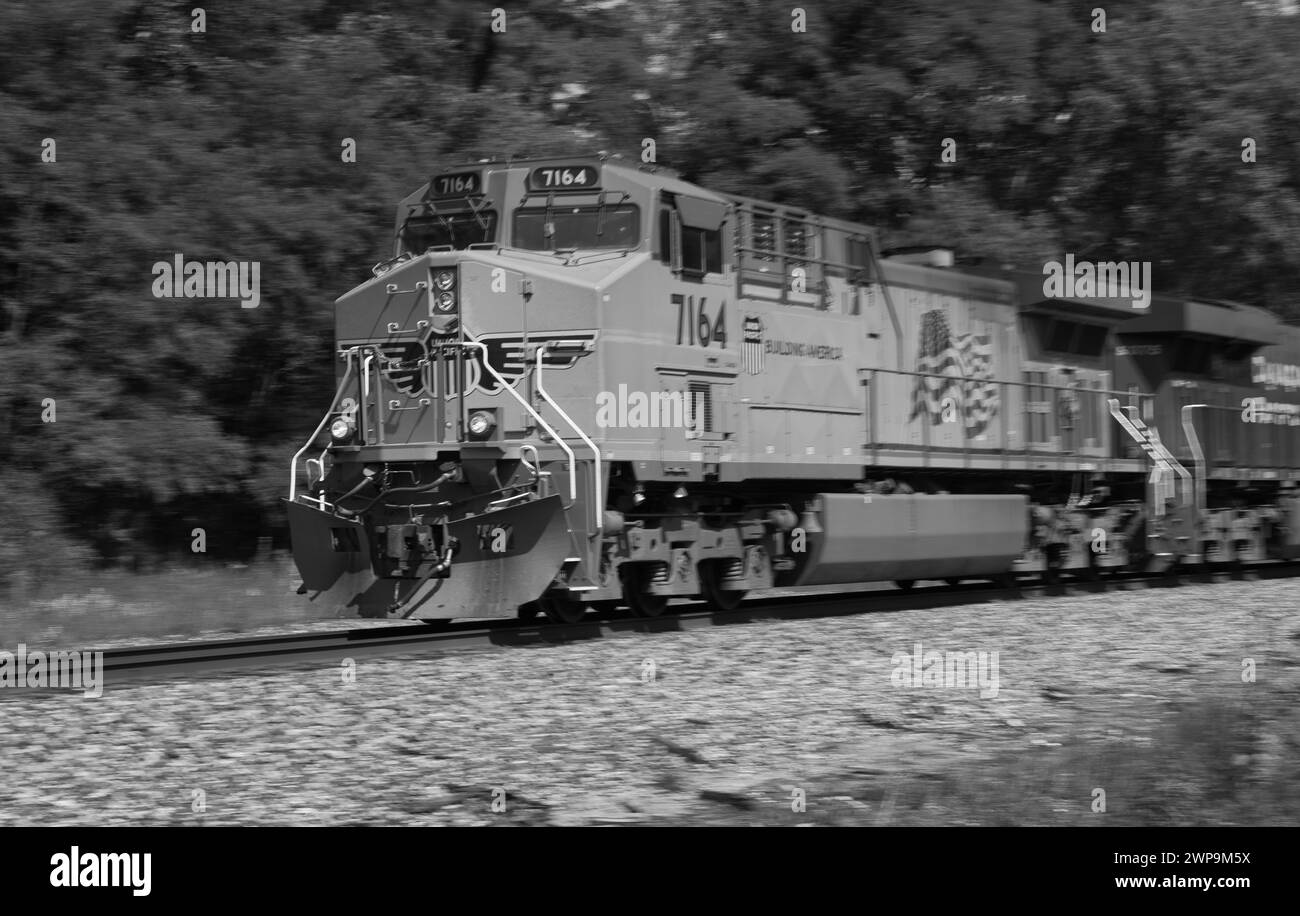 American freight train hi-res stock photography and images - Alamy