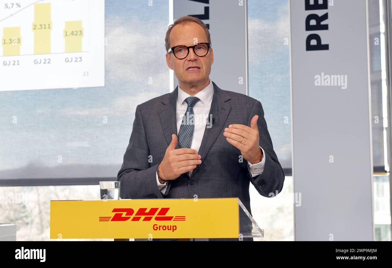 Deutschland, Bonn, 06.03.2024 Bilanz-Pressekonferenz der DHL-Group Foto ...
