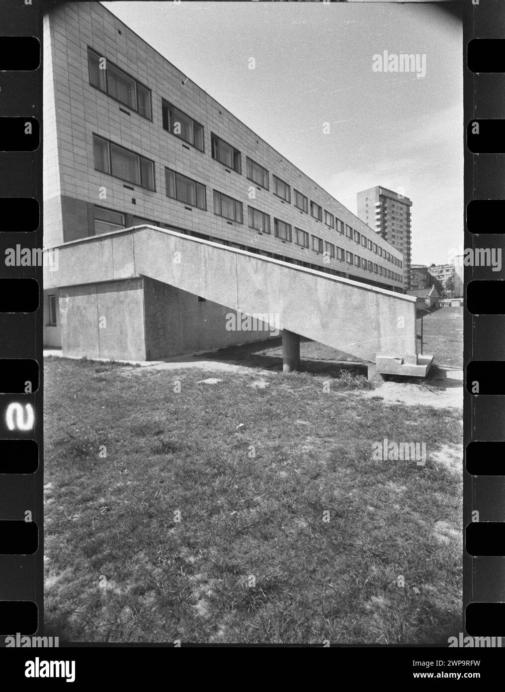 Illustration school building in Black and White Stock Photos & Images ...