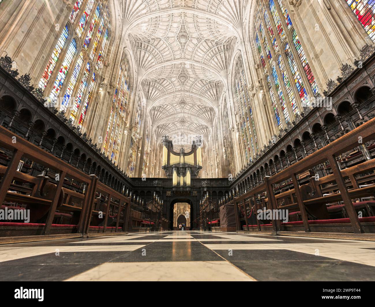 King's college chapel cambridge ceiling hi-res stock photography and ...