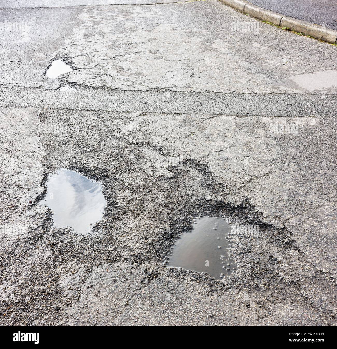 English road hi-res stock photography and images - Alamy