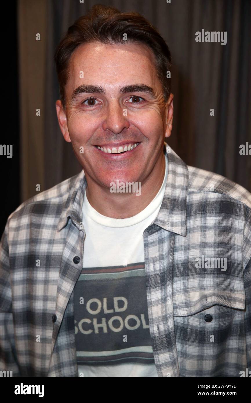 Dr chris ramsey in port charles hi-res stock photography and images - Alamy