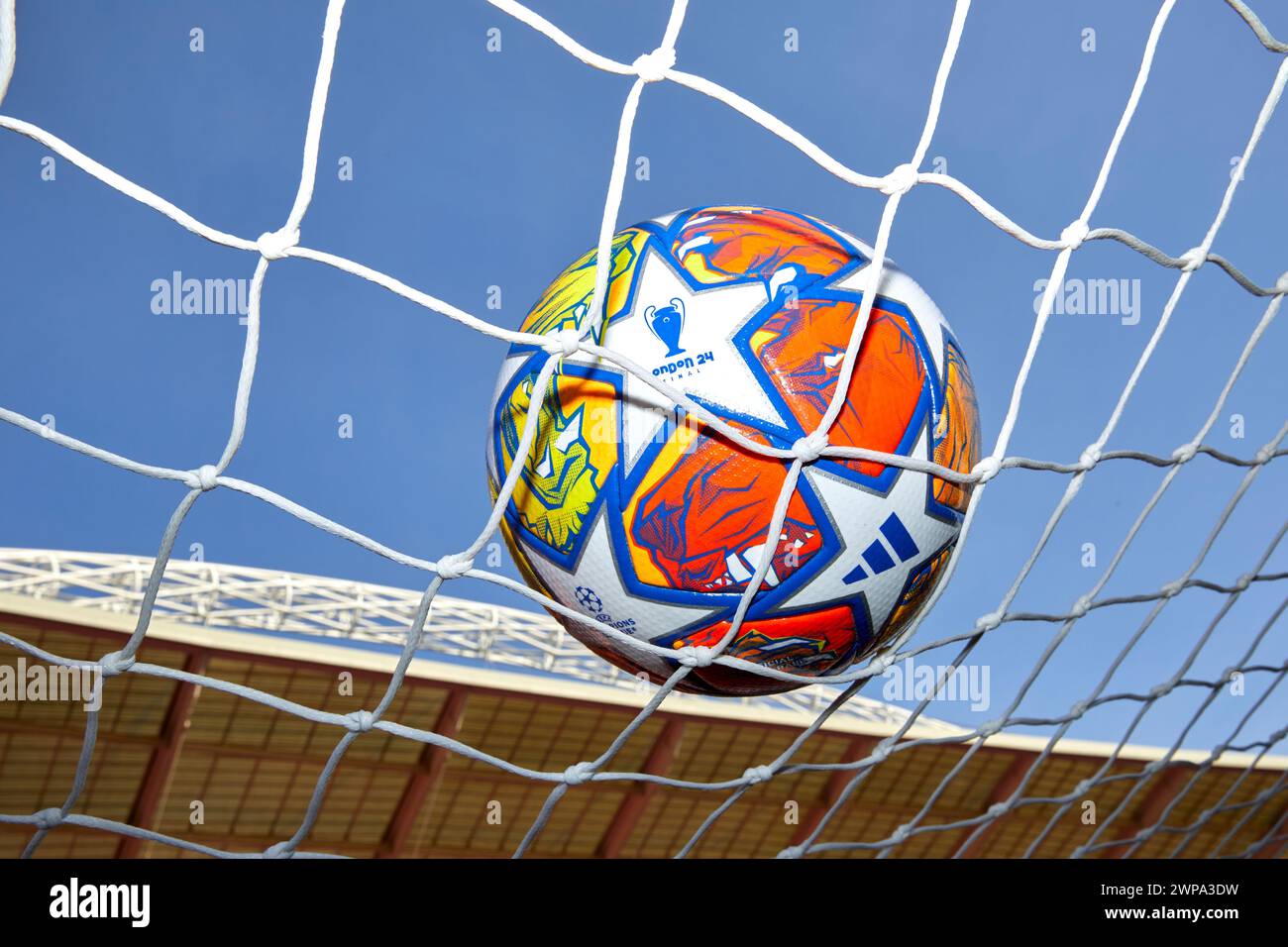 UEFA Champions League 2023/2024 symbolic picture: official match ball ...