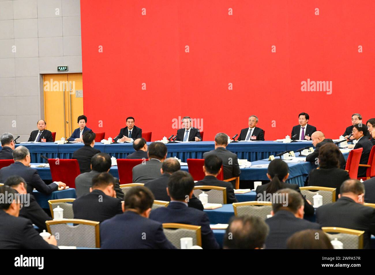 Sectors economics hi-res stock photography and images - Alamy