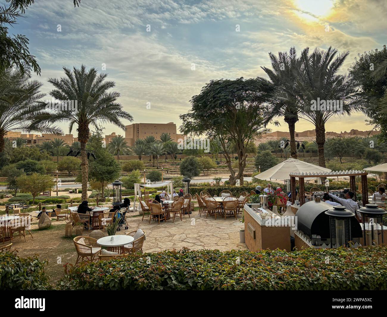 Riyadh daily life hi-res stock photography and images - Alamy