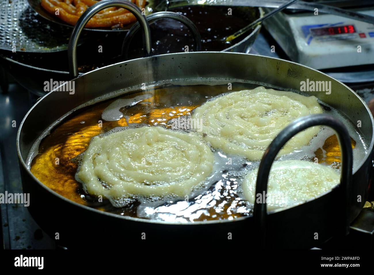 Indore Sarafa Bazaar, India’s Midnight Food capital of Madhya Pradesh ...