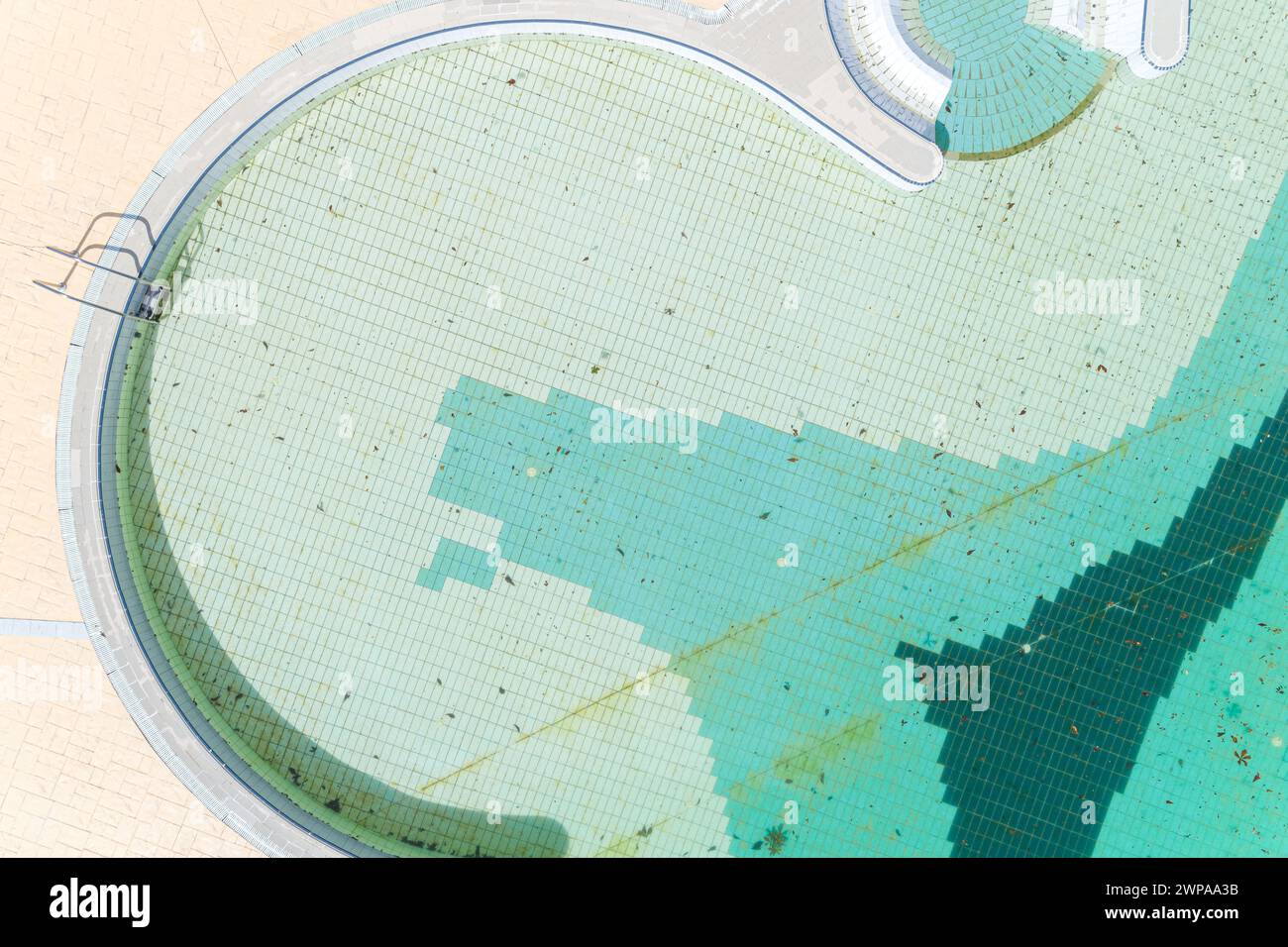 Drone view of swimming pool hi-res stock photography and images - Alamy