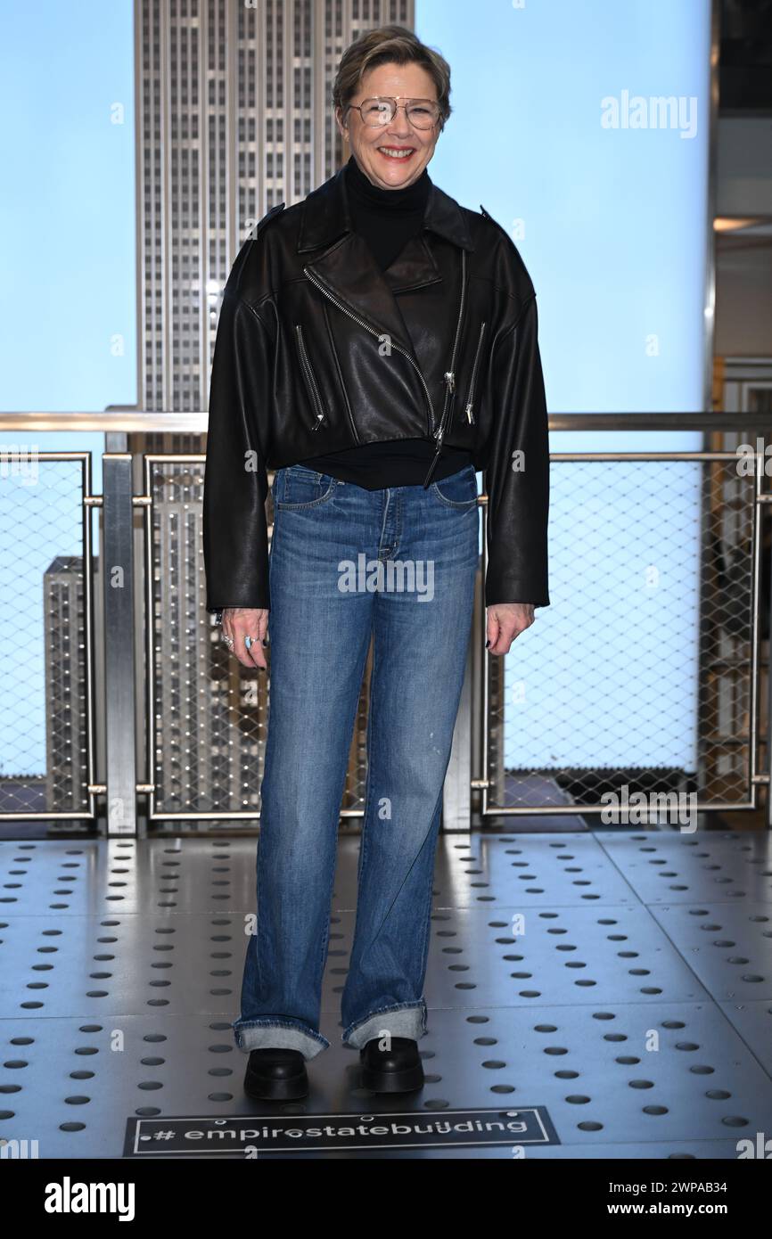 Annette bening 2024 hi-res stock photography and images - Alamy