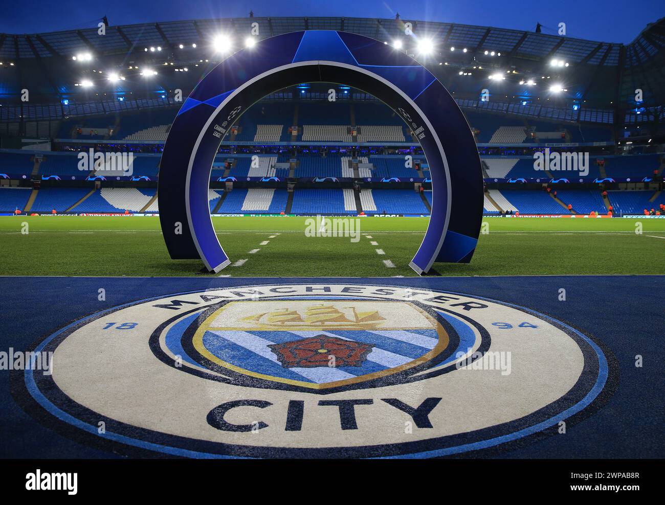 Stadium tunnel champions league hi-res stock photography and images - Alamy