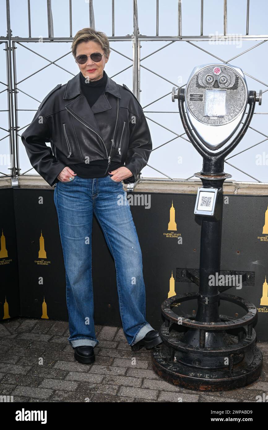 Annette bening 2024 hi-res stock photography and images - Alamy