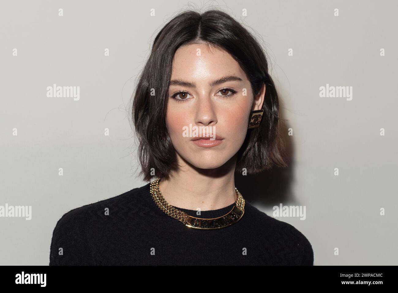Gracie Abrams attends the Chanel Fall/Winter 2024-2025 ready-to-wear ...