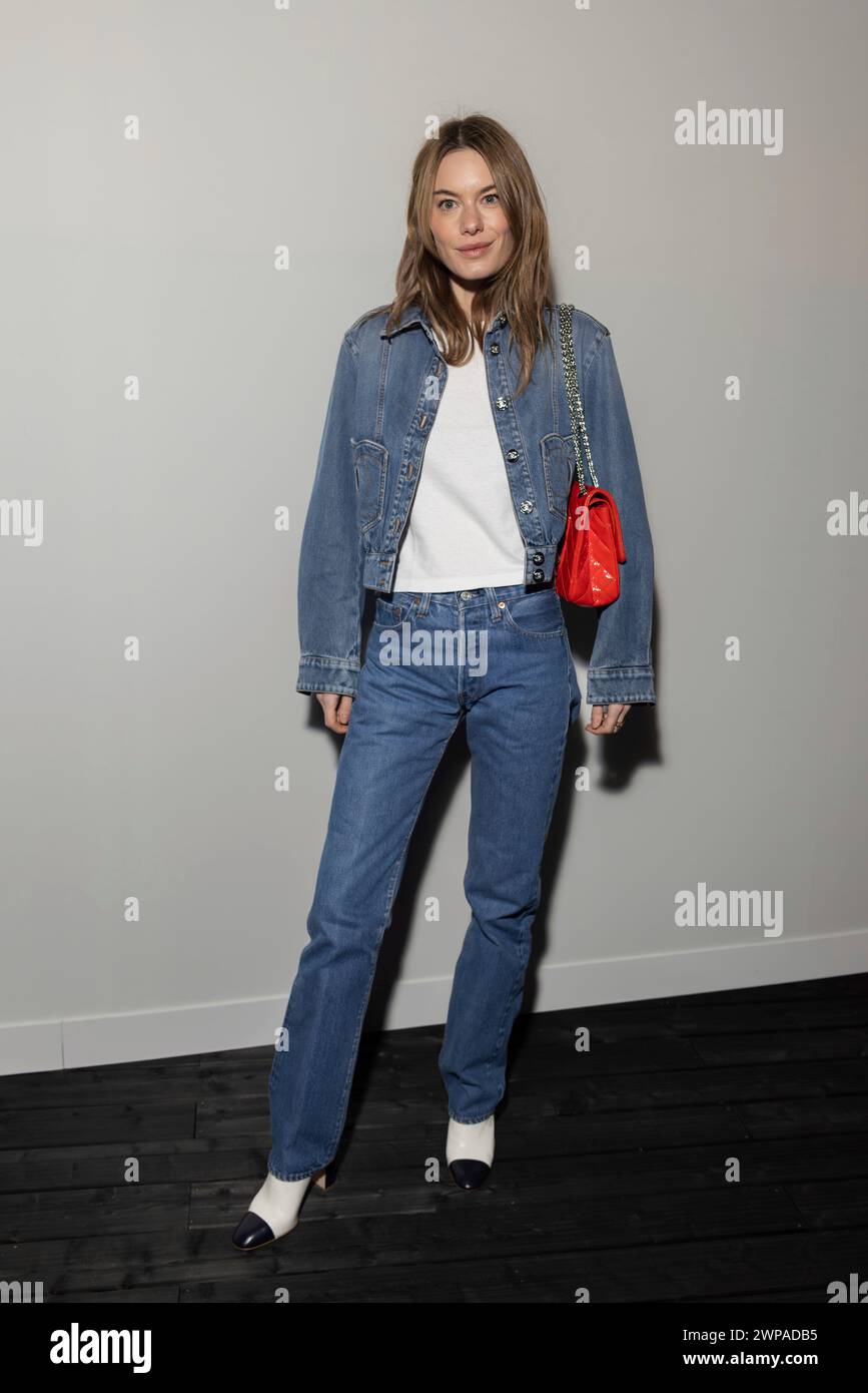 Camille Rowe attends the Chanel Fall/Winter 2024-2025 ready-to-wear ...