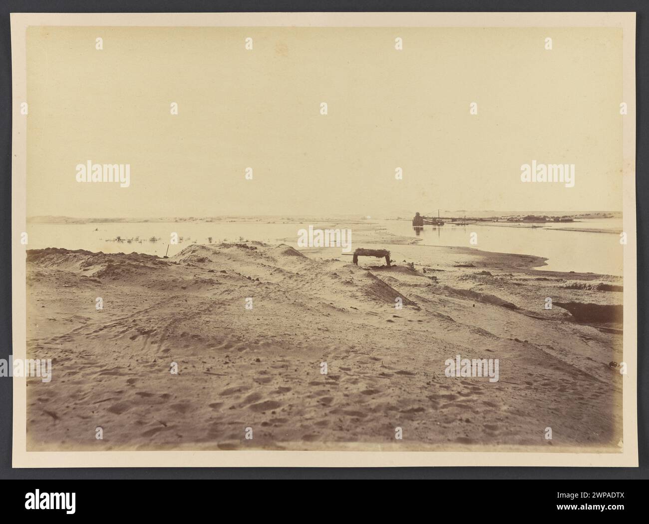 Suez canal construction 1869 hi-res stock photography and images - Alamy