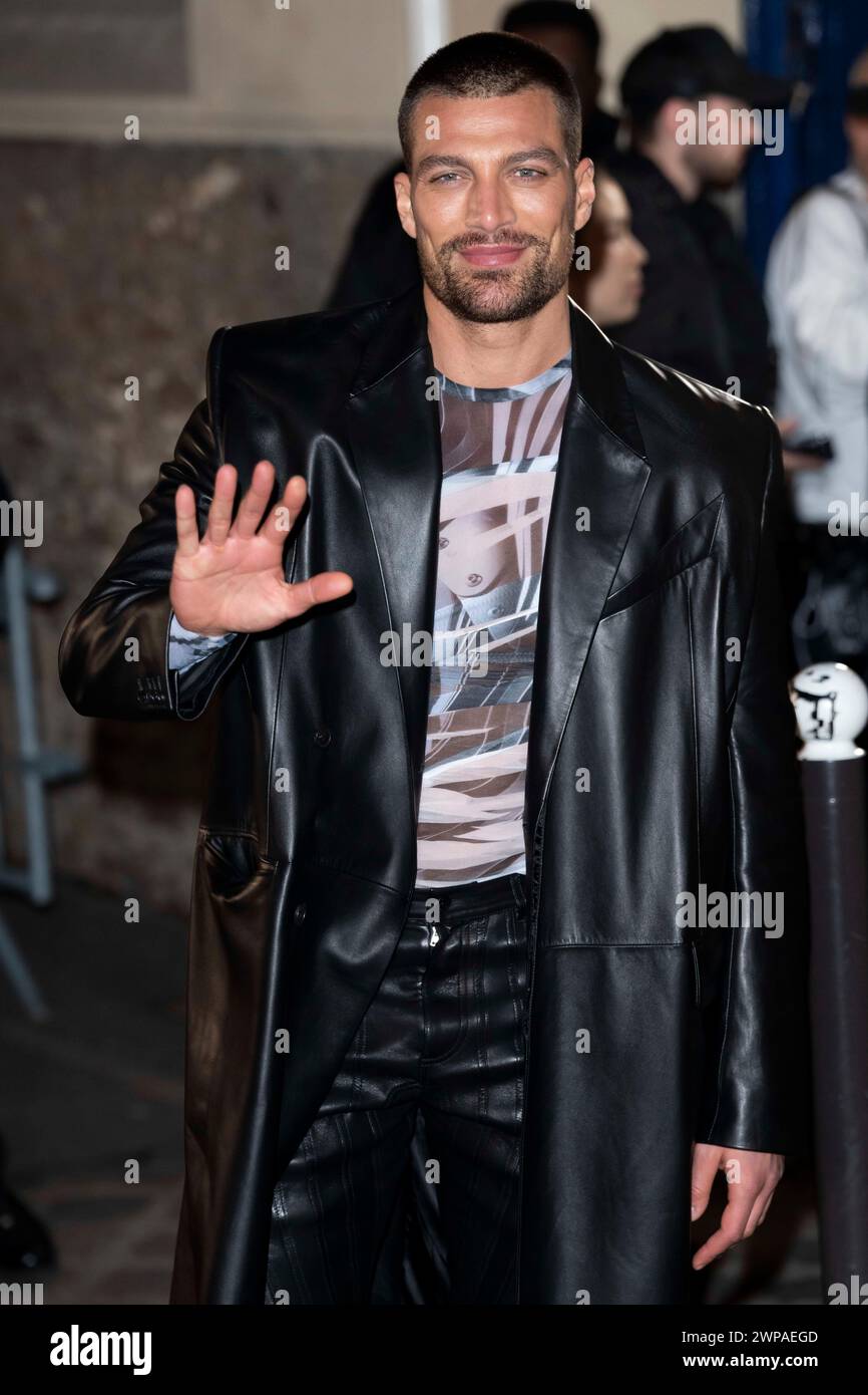 Simone Susinna arrives for the Mugler Fall/Winter 2024-2025 ready-to-wear collection presented ...