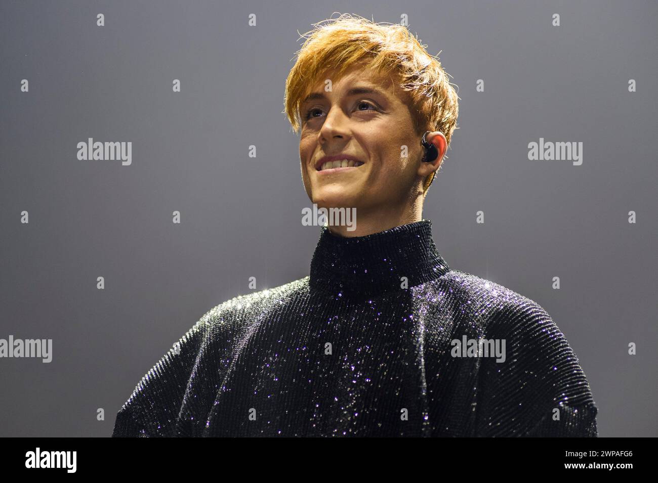 The belgian singer live at the ING Arena | Le chanteur belge Loic ...