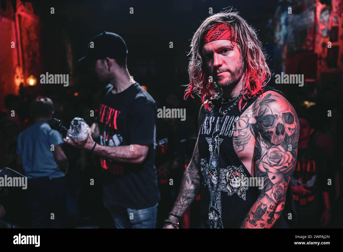 Dimly lit aesthetic hi-res stock photography and images - Alamy