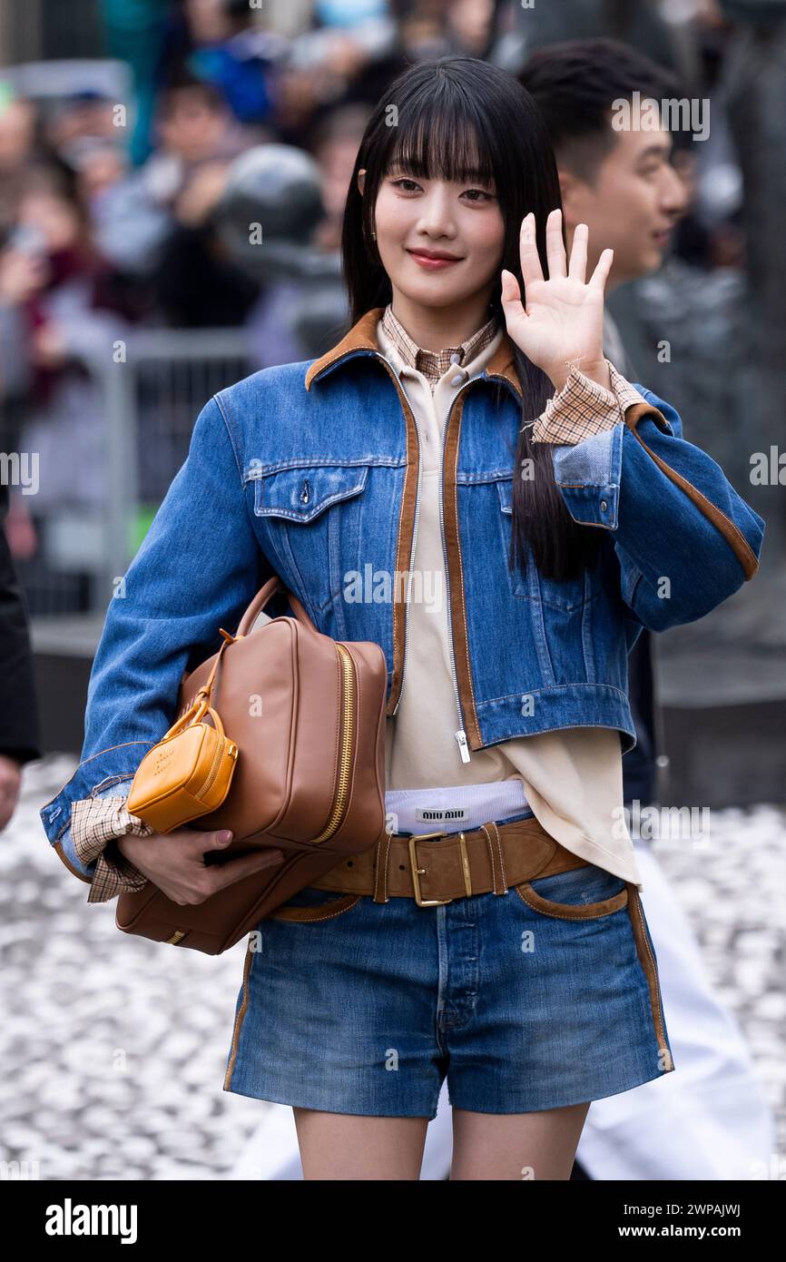 Minnie arrives for the Miu Miu Fall/Winter 2024-2025 ready-to-wear ...