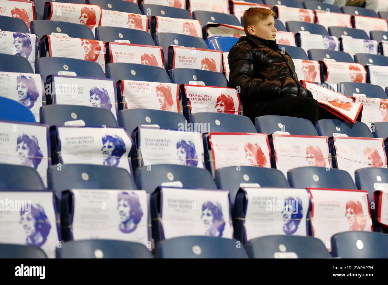 Display cards on stadium seats in memory of Stan Bowles who died last ...