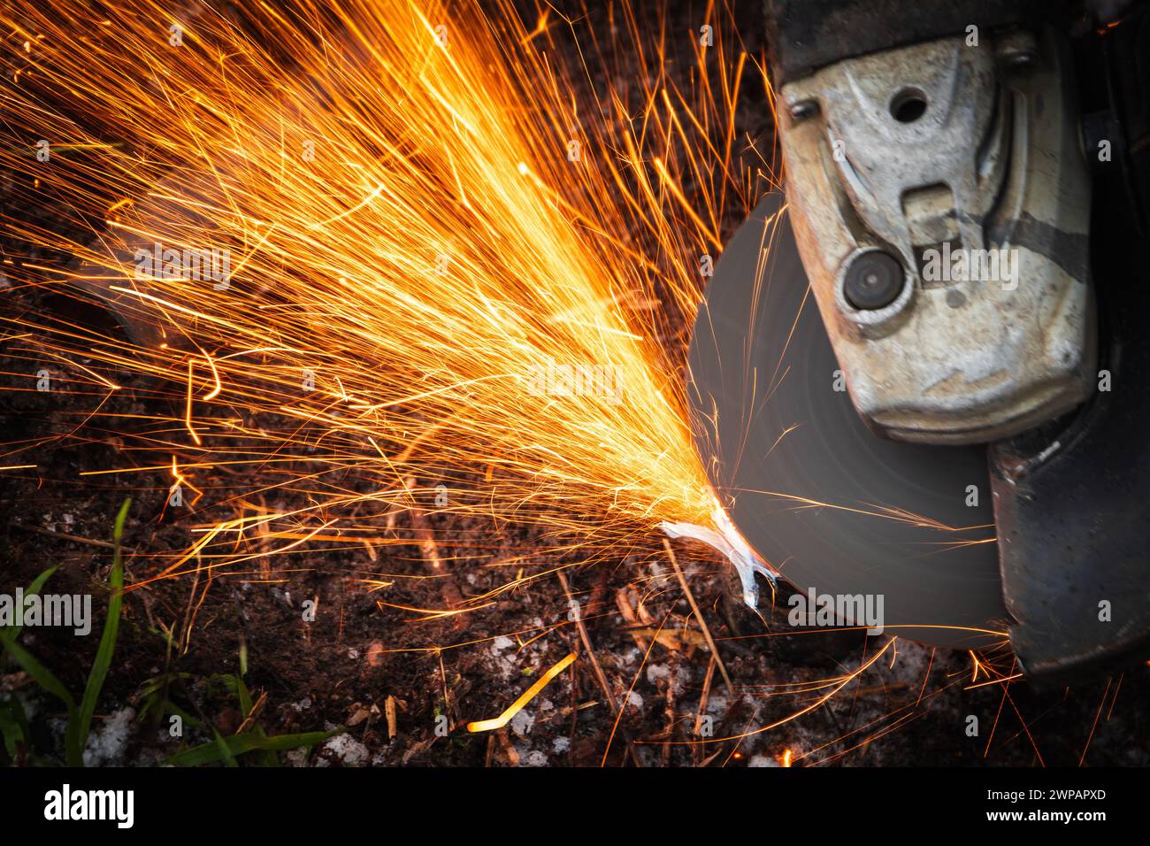 Angle grinder radial machine hi-res stock photography and images - Alamy
