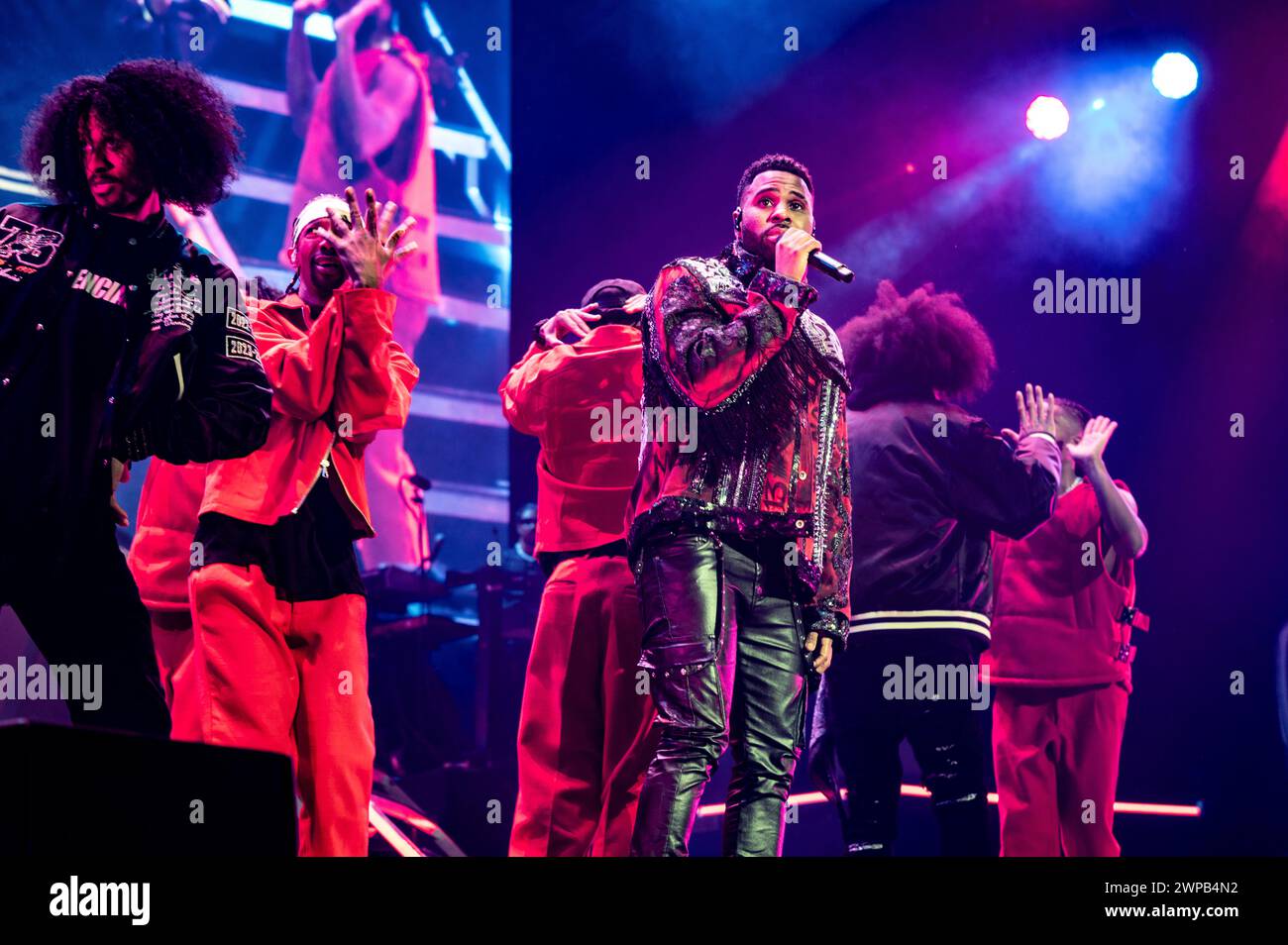 Jason derulo savage love hi-res stock photography and images - Alamy