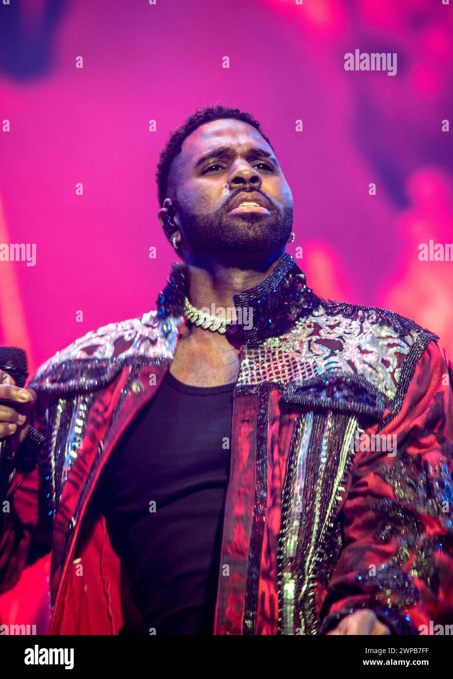 Jason derulo savage love hi-res stock photography and images - Alamy
